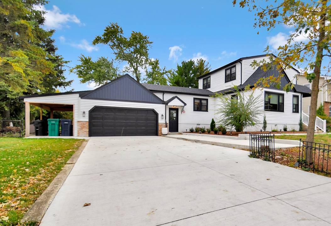 635 E Prairie, Lombard, IL 60148