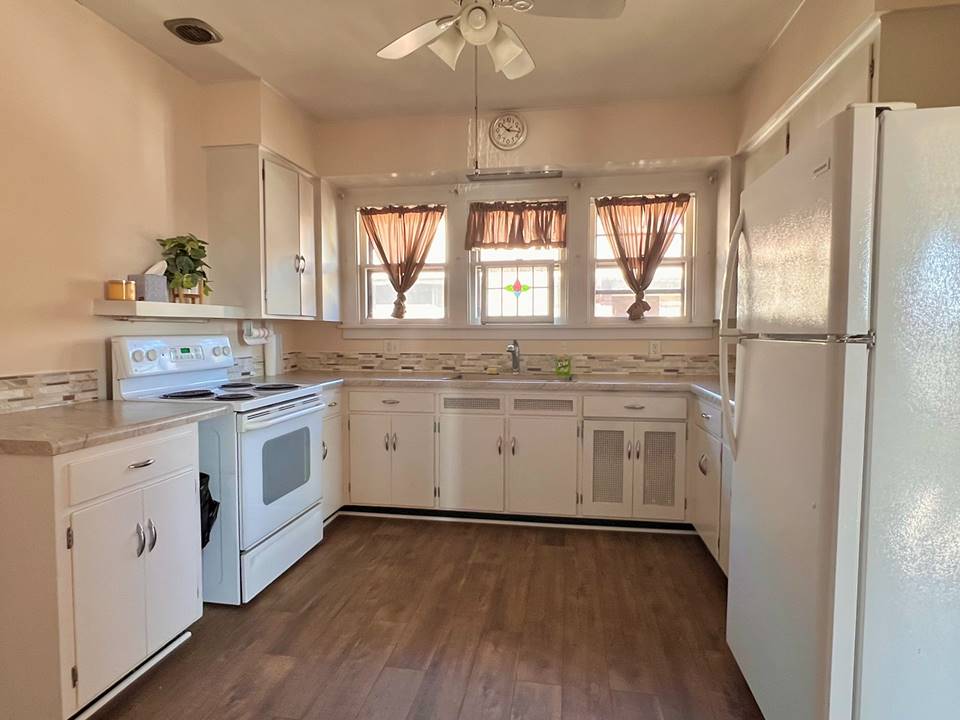 702 N Raynor, Apt 2, Joliet, IL 60435