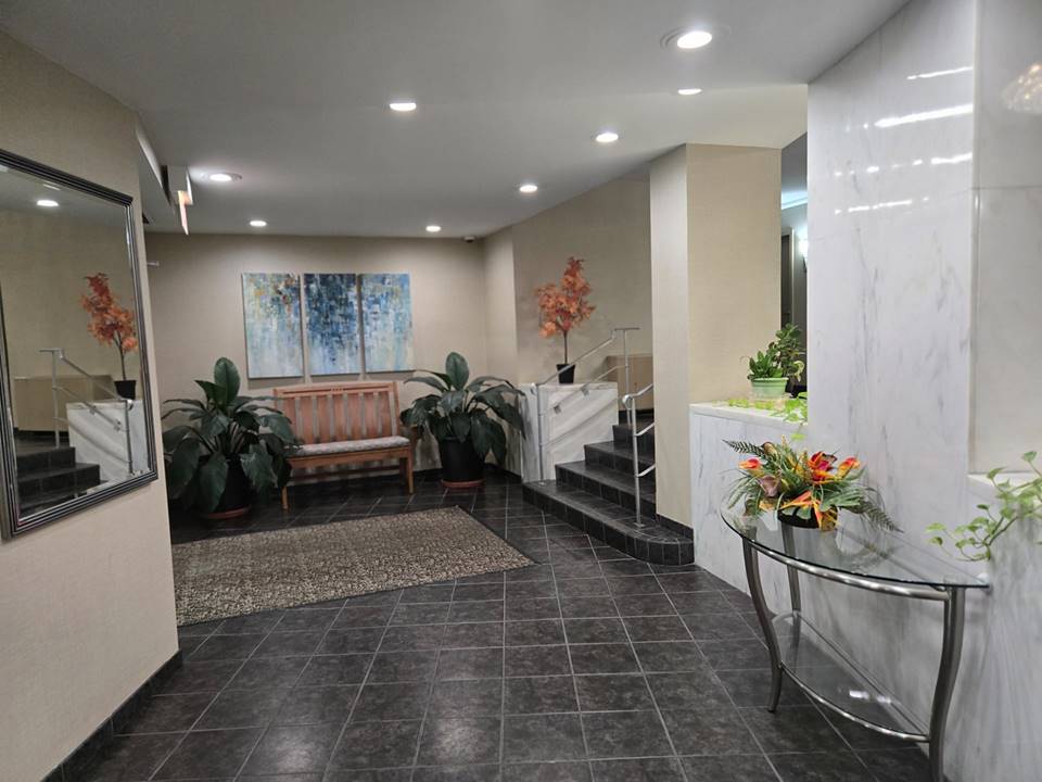 6933 N Kedzie, Unit 1209, Chicago, IL 60645 - West Ridge
