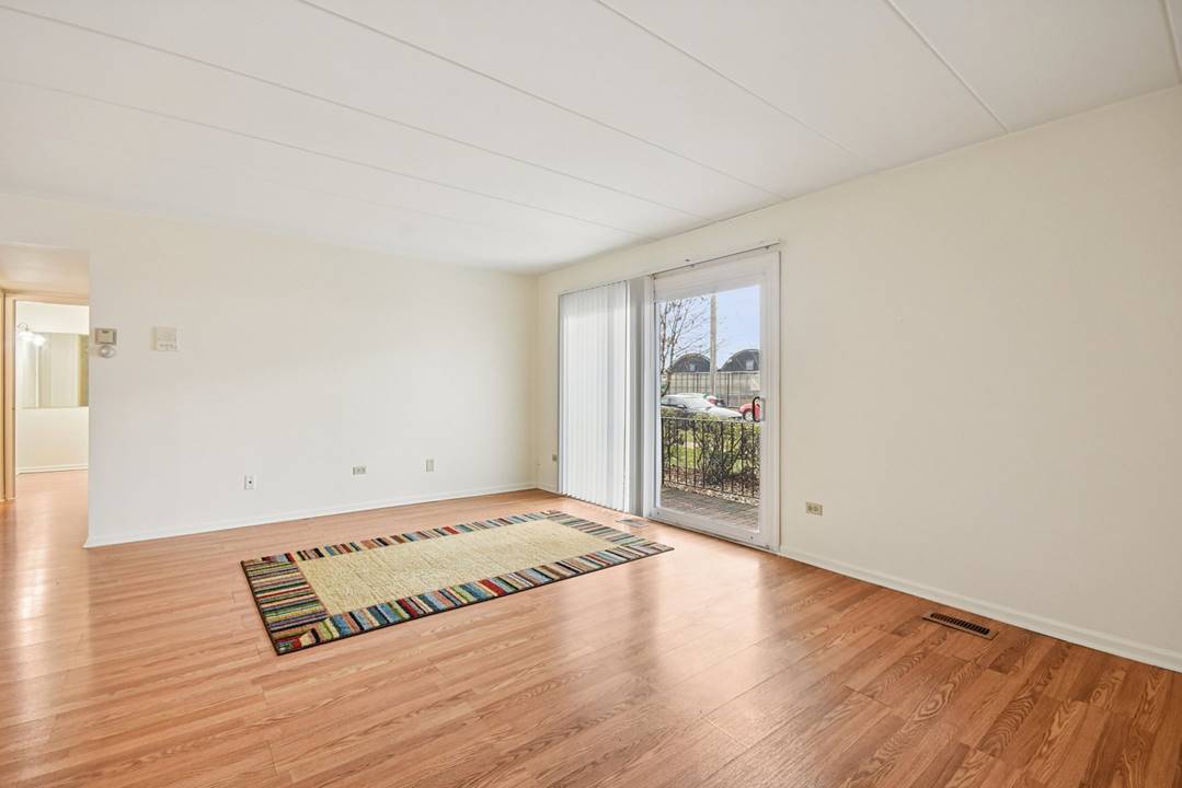 10831 S Keating, Unit 1SW, Oak Lawn, IL 60453