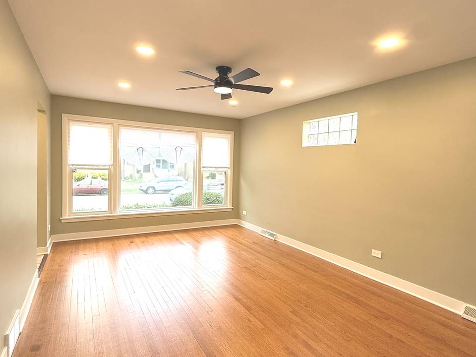 3935 W 84th, Chicago, IL 60652 - Ashburn
