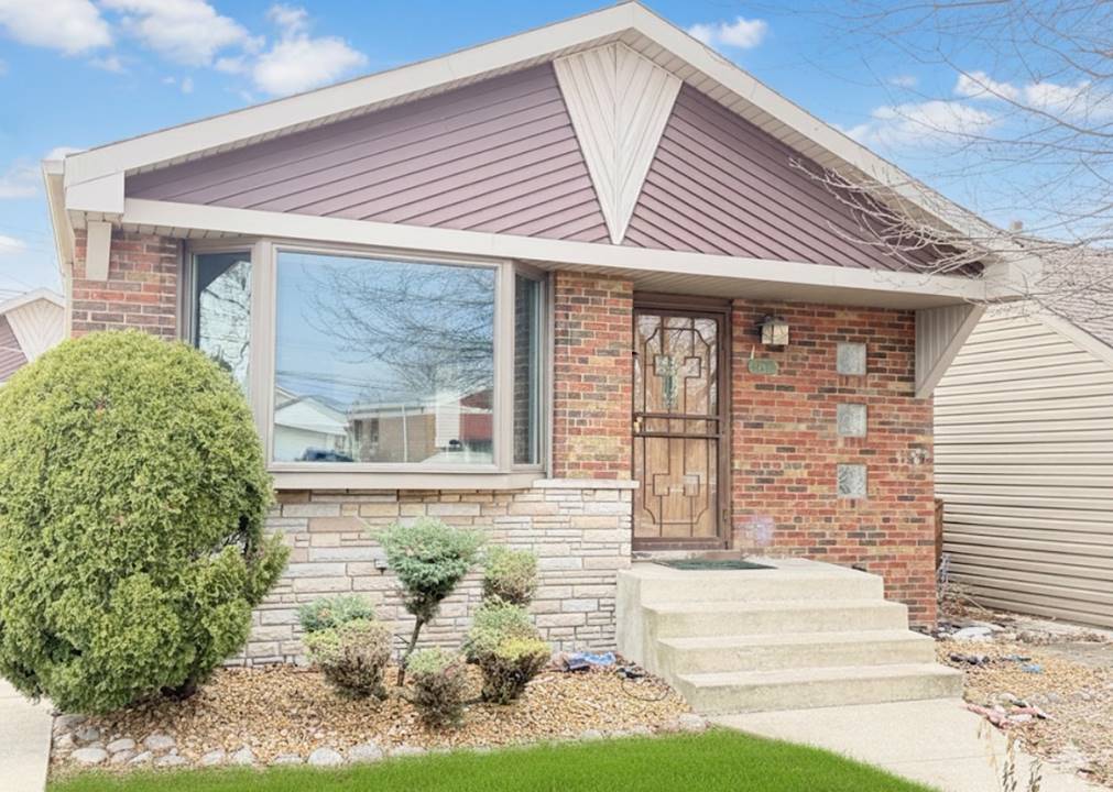 8169 S Tripp, Chicago, IL 60652 - Scottsdale