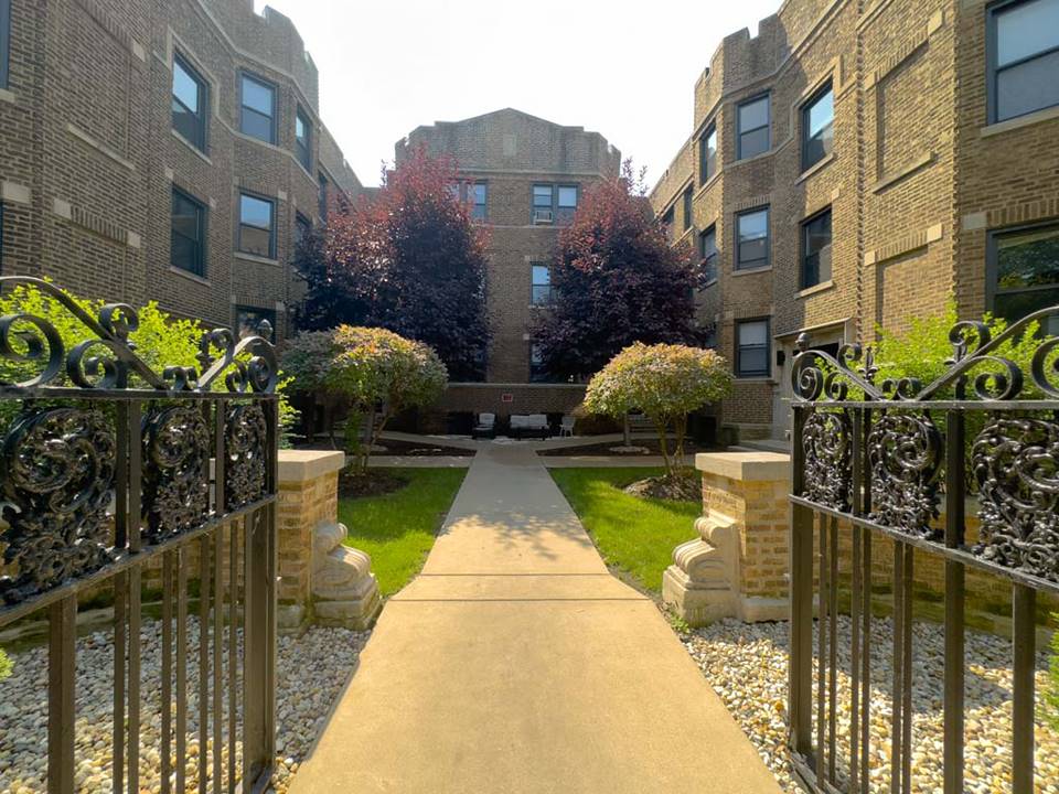 637 W Cornelia, Apt 3W, Chicago, IL 60657 - Lakeview