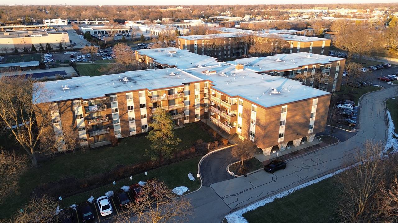 1321 S Finley, Unit 419, Lombard, IL 60148