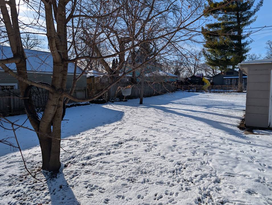920 Augusta, Elgin, IL 60120