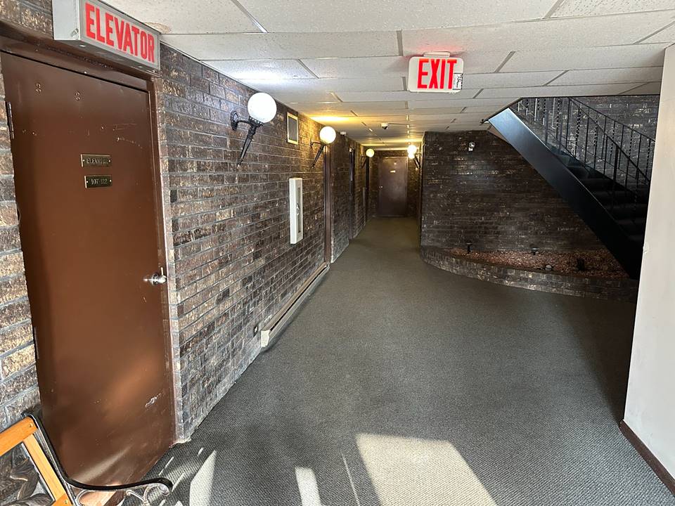 830 Elder, Unit B403, Homewood, IL 60430