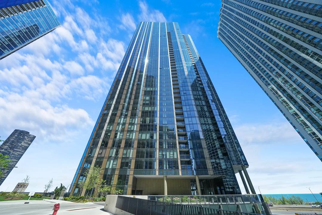 211 N Harbor, Apt 2203, Chicago, IL 60601 - New Eastside