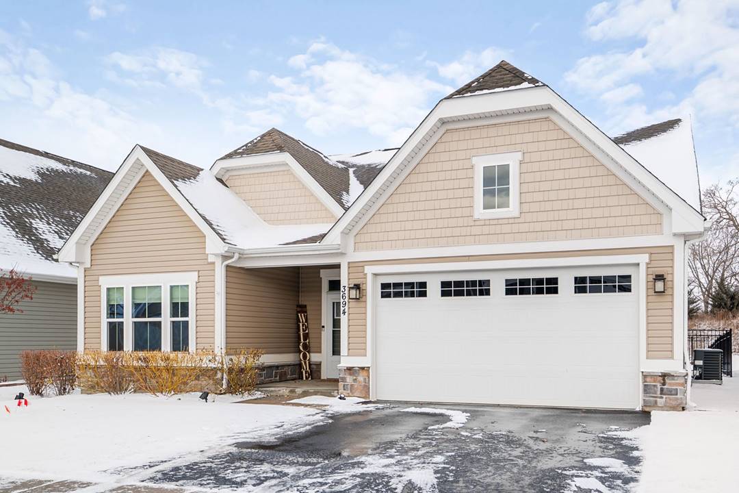3694 Reddington, Elgin, IL 60124