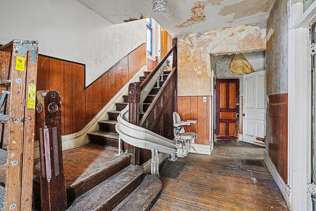 7617 S Union, Chicago, IL 60620 - Gresham