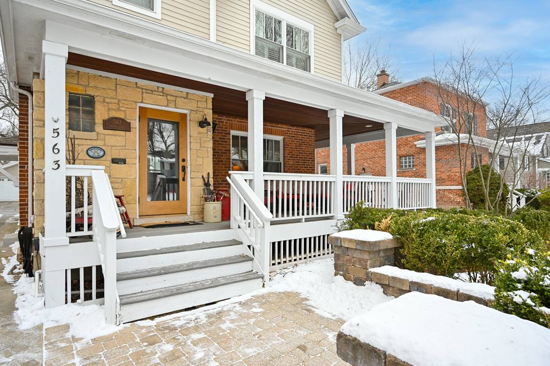 563 Taylor, Glen Ellyn, IL 60137