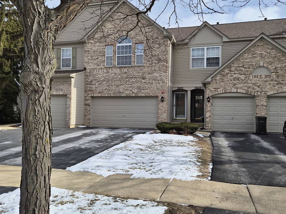 2850 Stonewater, Apt 0, Naperville, IL 60564