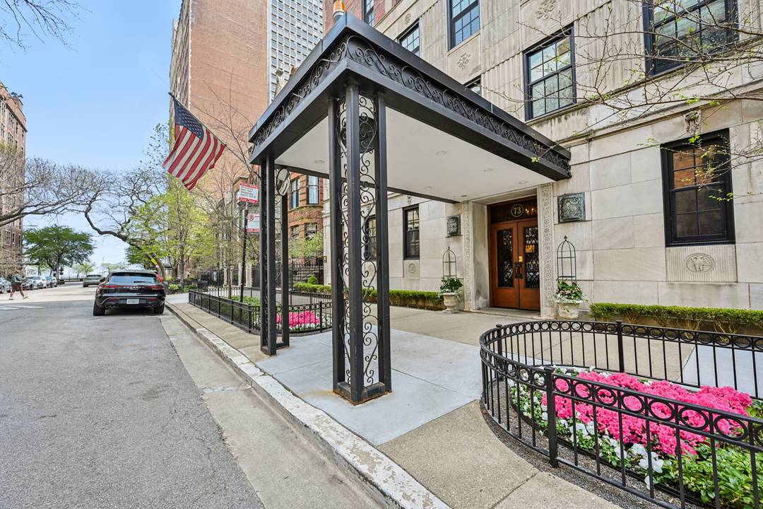 73 E Elm, Unit 12D, Chicago, IL 60611 - Gold Coast