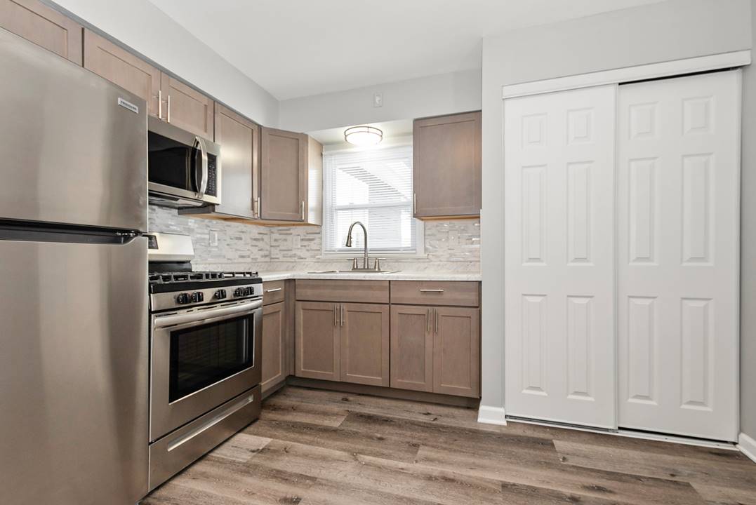 8344 W Lincoln, Apt 8344, Frankfort, IL 60423