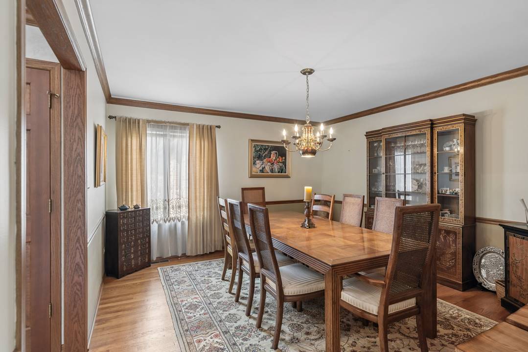 1204 Kristin, Libertyville, IL 60048