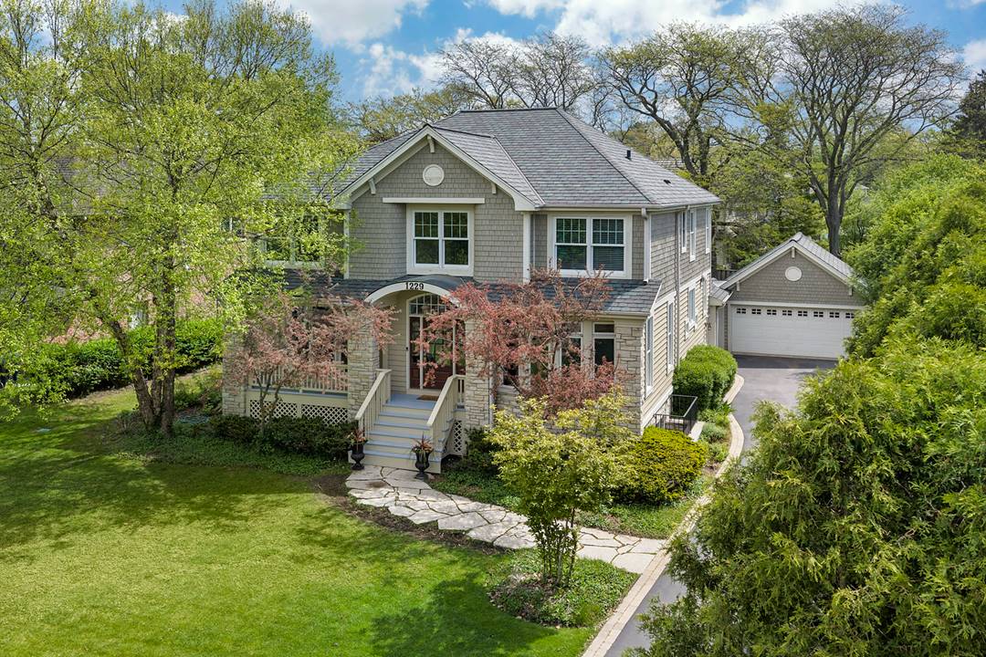 1229 Fairfield, Glencoe, IL 60022