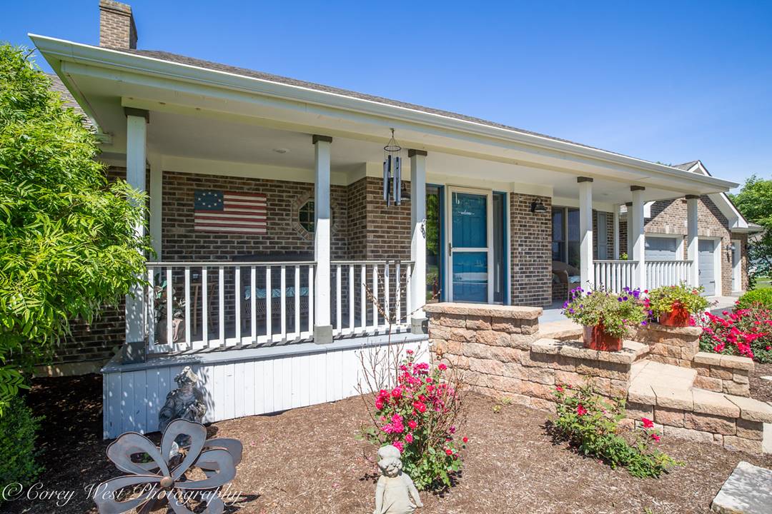 1545 Sunflower, Sycamore, IL 60178